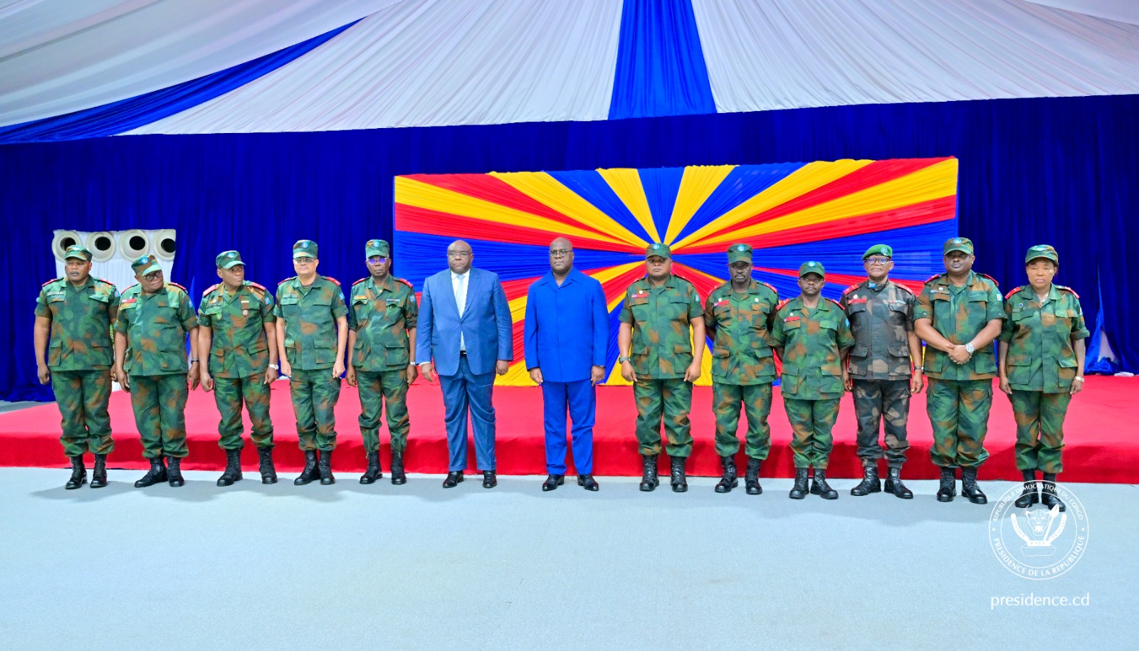 Le Président Félix Tshisekedi demande aux FARDC de former un seul corps ...