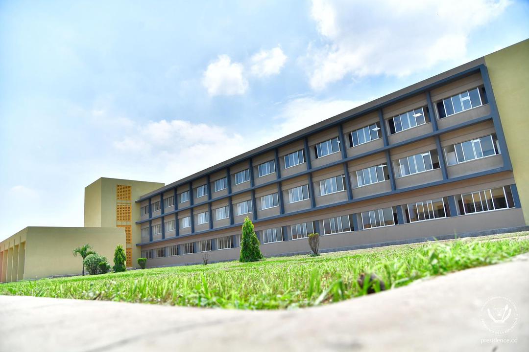 Le Chef de L’Etat dote l’INBTP Ngaliema de bâtiments modernes ...