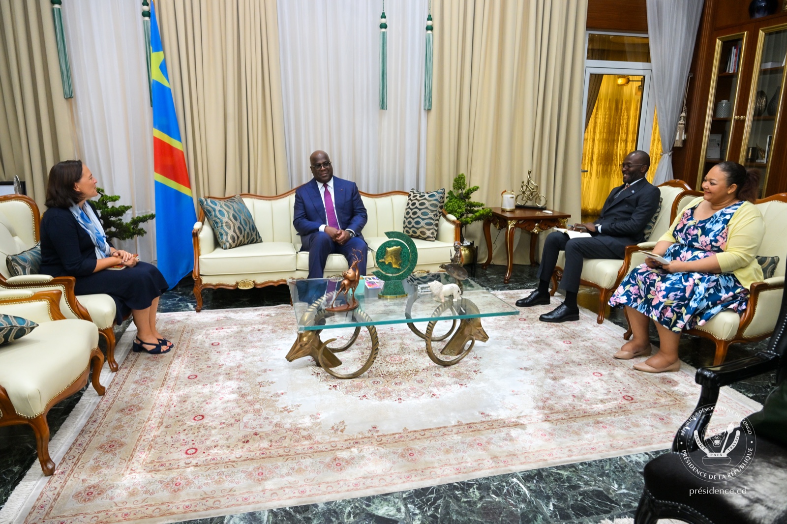 Rdc - Belgique : Le Président Félix Tshisekedi a reçu S.E. Mme Roxane ...