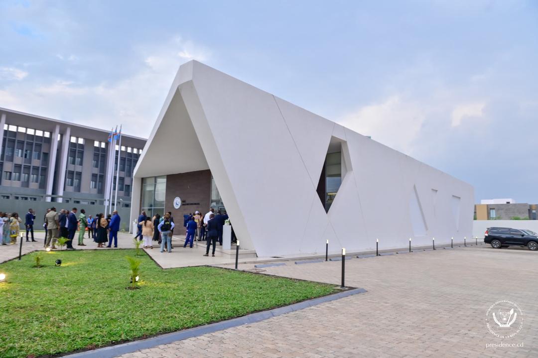 Kolwezi : Le Président Félix Tshisekedi a inauguré le centre des ...