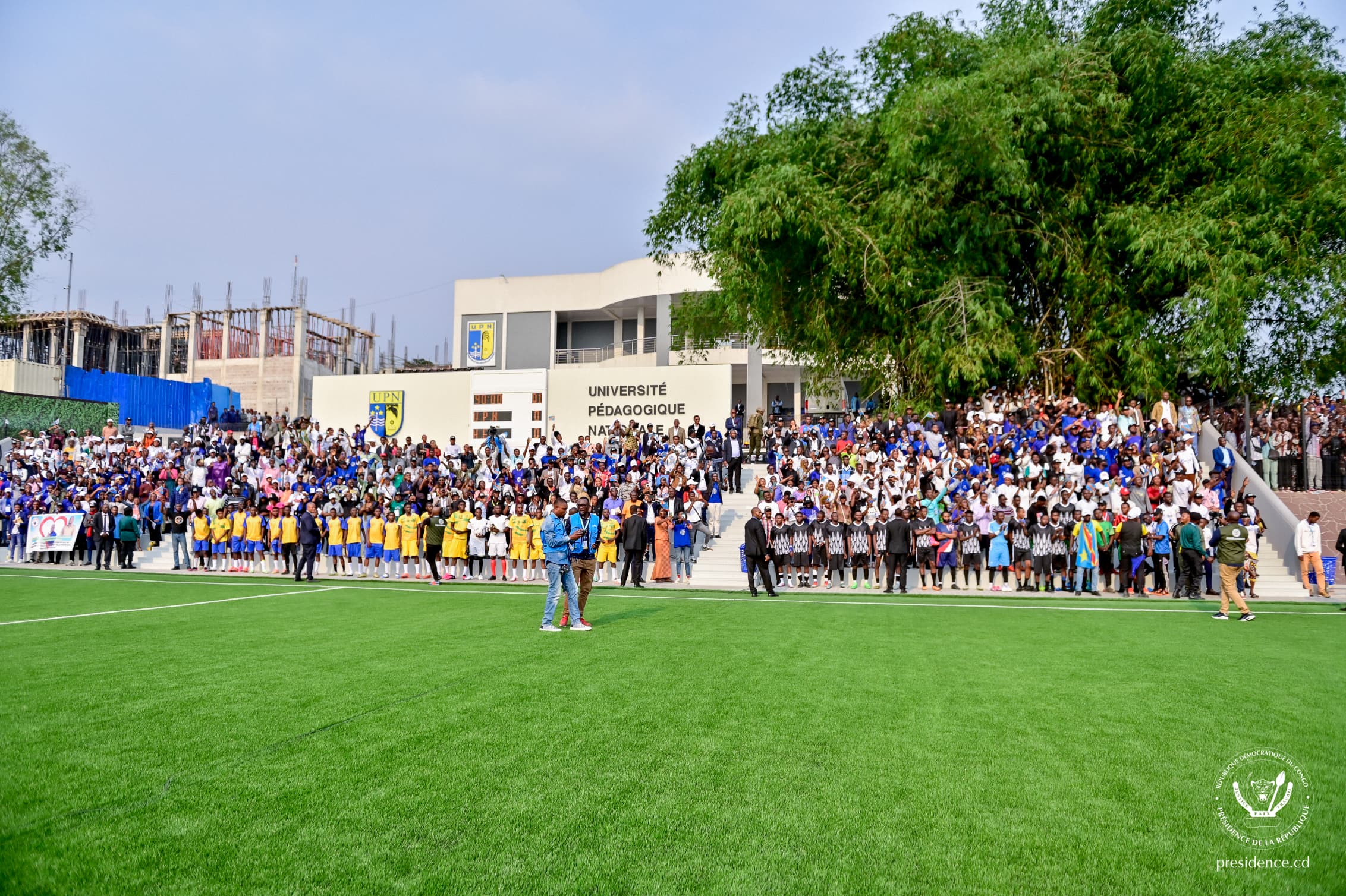 Le Président Félix Tshisekedi offre un complexe sportif à l’UPN, en ...