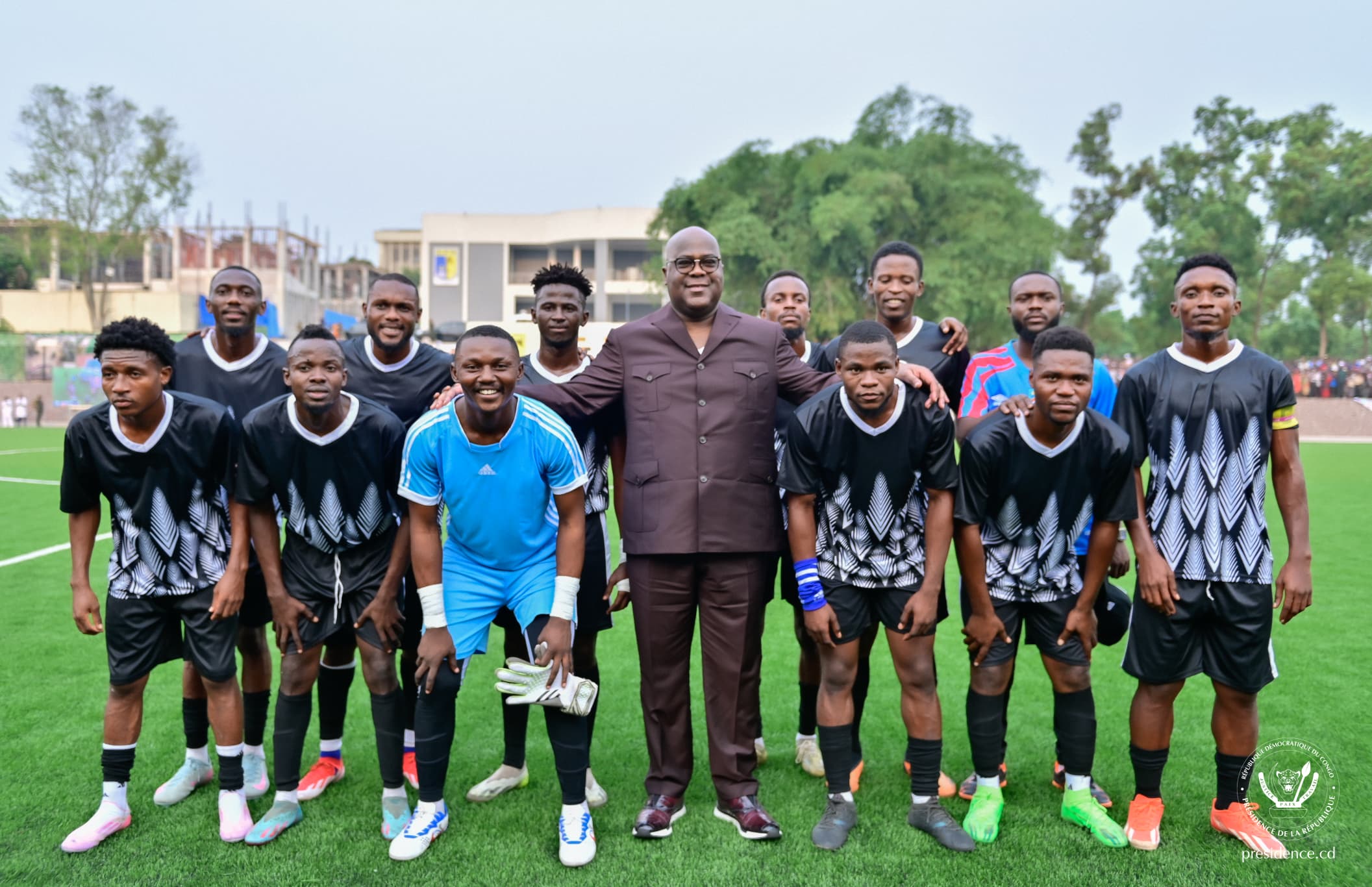 Le Président Félix Tshisekedi offre un complexe sportif à l’UPN, en ...