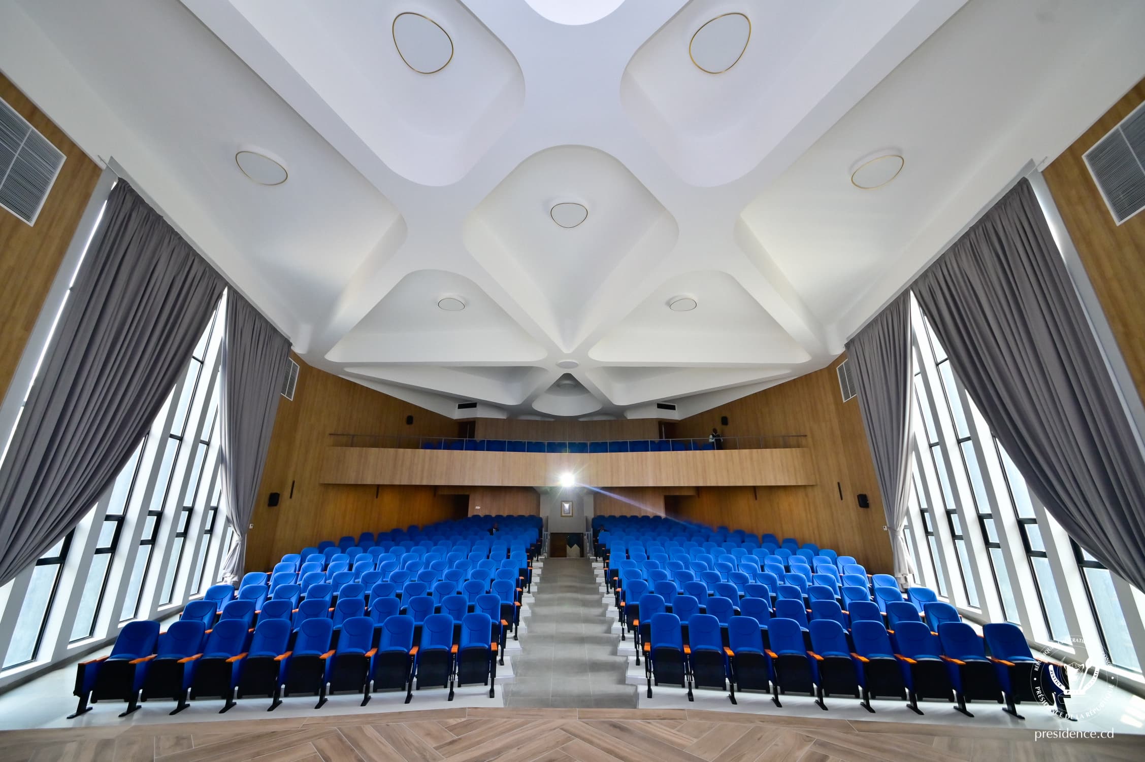 Le Président Félix Tshisekedi offre un complexe sportif à l’UPN, en ...